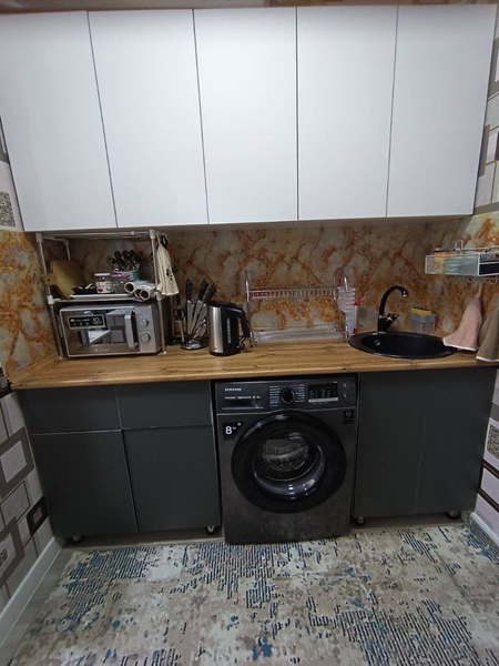 .Продам 2комнатную зеркалка 3этаж балкон 1.5х6метр 54м2 Мебельтехника.