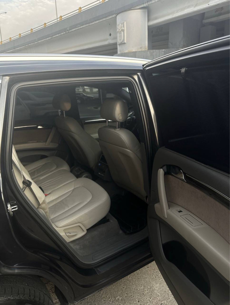 Srochno Audi Q7 sotaman