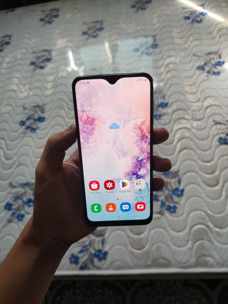 Samsung A30 3/32gb  kar dok yoq iwonchli sotiladi