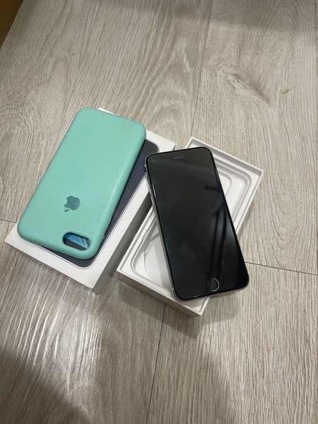 Iphone se 2020 77% емкость