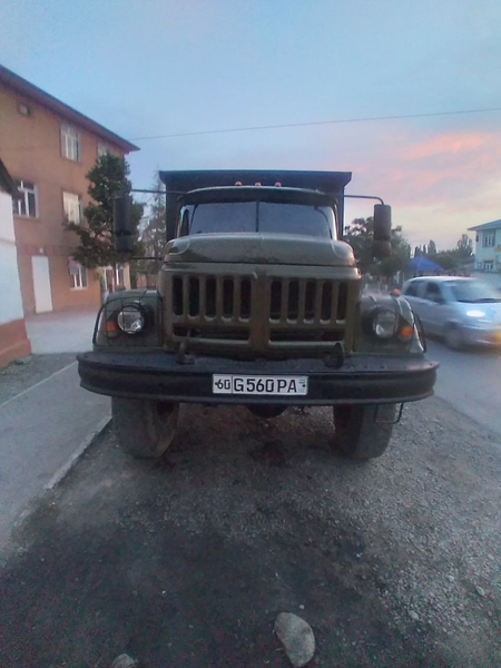 Zil 131 sroshni sotiladi