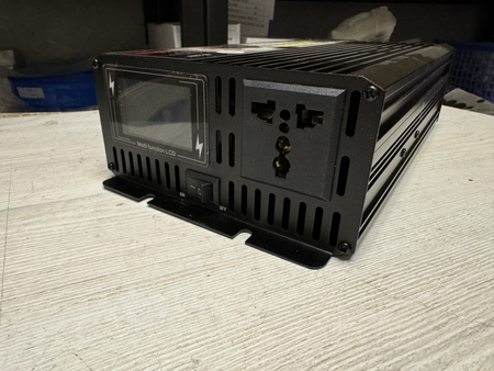 Invertor  12V  3500W  Toza Sinus