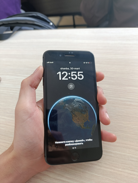 iPhone 8 plus 64GB