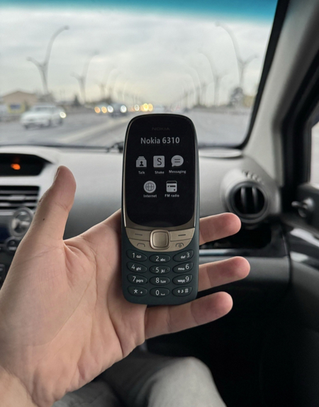 Nokia 3310 nokia 6310