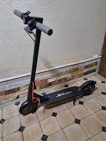 Продам свой электро Самокат использован 3 месяца Skillmax