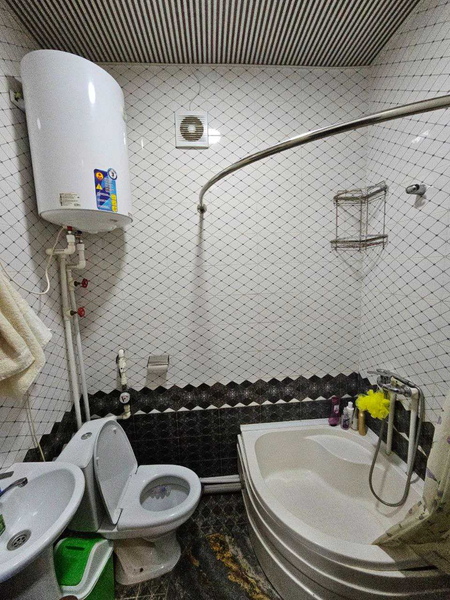 2 xonali 45m² 5-qavat uy sotiladi