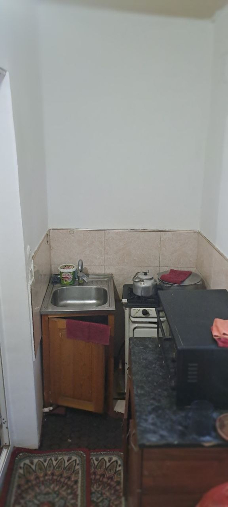 Продается юнусабад 2 кв галерейка