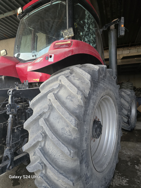 Case IH Magnum 255