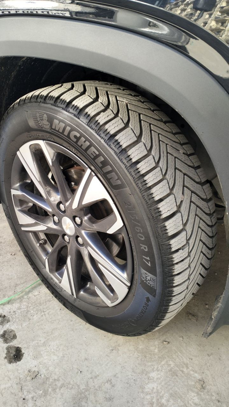 Срочно Евро трекер шина баллон MICHELIN новый оригинал размер 215/60/1