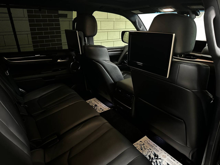 Продаётся: Lexus LX 570