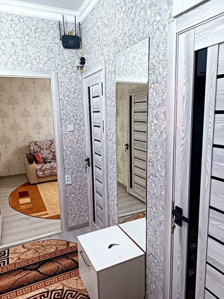 Новая, 3х комнатная, укомплектованная квартира, рядом с Мегапланет.