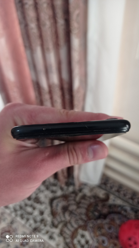Samsung a20 sotiladi passport kopiya 32gb