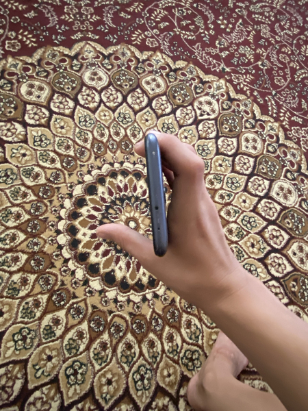 Redmi 9 srochno sotiladi
