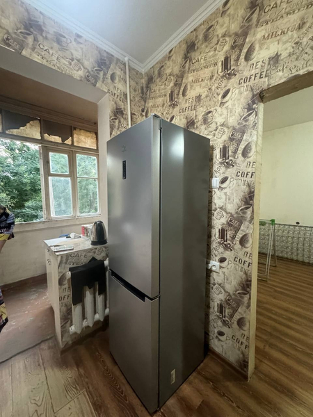 2-хона Ттз-2 бозор 248-мактаб. РАЗДЕЛКА! 50м².Балкон 1.5×6