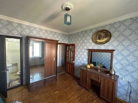 Сдаётся 3 комнатная квартира