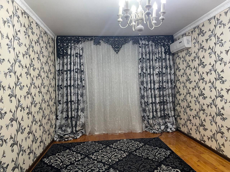Ijaraga 4 xonali kvartira beriladi