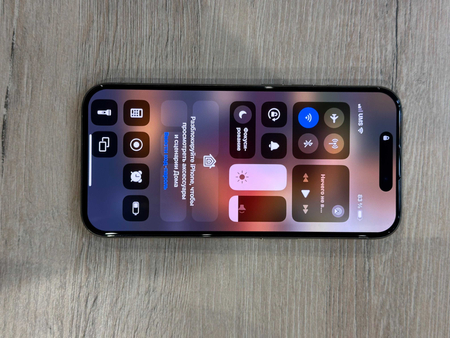 Iphone 15 pro 98% yomkost