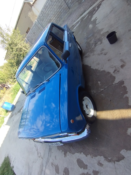 Vaz 011 gaz-benzin