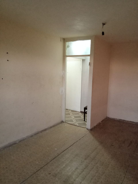 1 xonali kvartira ijaraga beriladi 3 qavatda