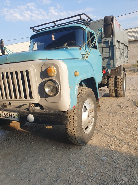 Gaz 53 samasval sotiladi yili 1991  holati yaxshi balonlar yangi yevro