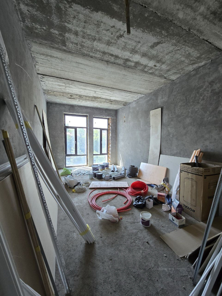 Продается 3 ком. Квартира коробка площадью 86 кв.м. По ул. Гагарина