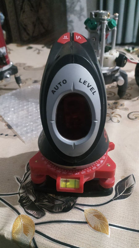 Лазерный уровень Lazerniy uroven