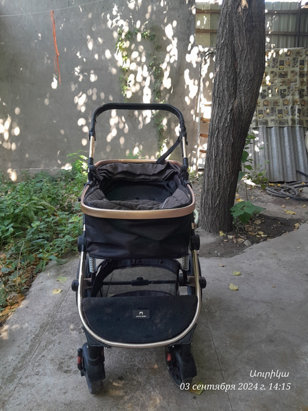 Продаётся детская коляска
