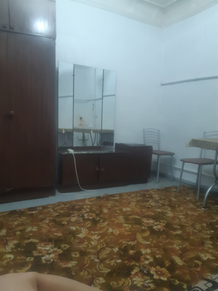 Сдам комнату у хозяйке в частном доме для одного,без посредников.ме дл