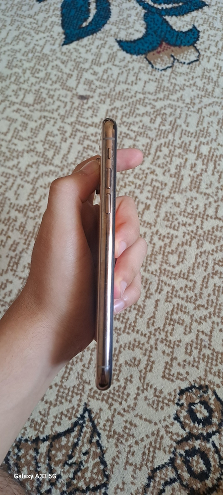 Iphone XS sotiladi