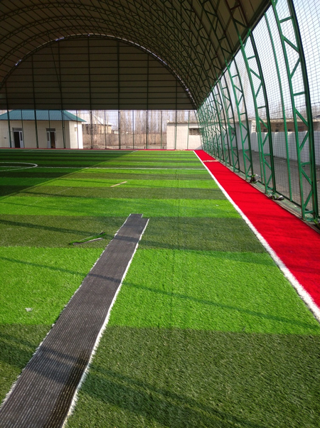 Mini stadion qurilishi