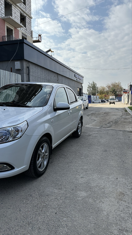Nexia 3 / 2022 / Oq / Kraska toza / Benzin