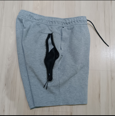Шорты Nike tech fleece