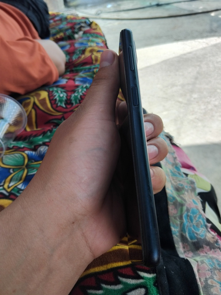 Samsung a22 128/8 xotira