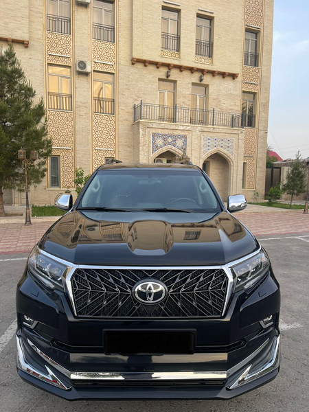 Toyota Land Cruiser Prado 150  4,0 л 2019 год