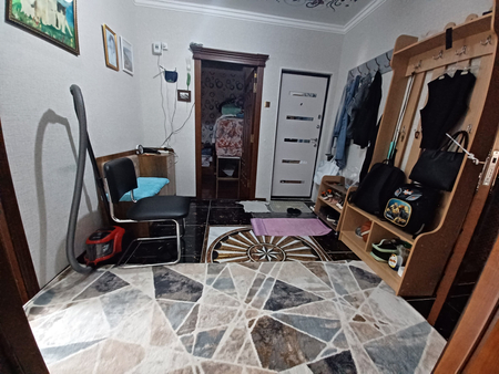 Продаю 4х.комнатную квартиру.