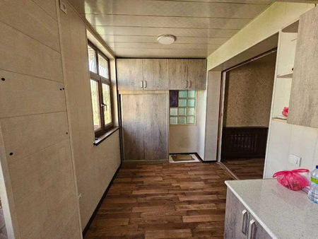 Берунийда 4 хонали 3-каватда,  Банковский 
Умумий майдони: 120м2