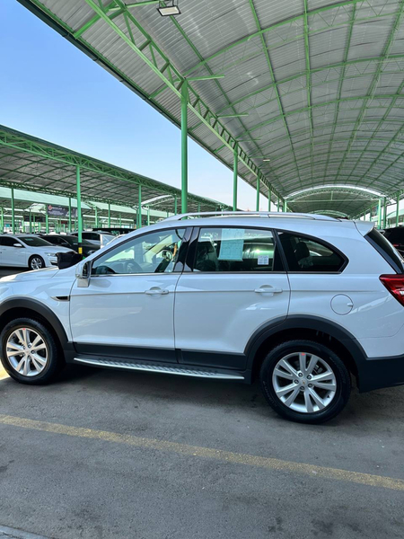 Captiva 2015 yil 4 qilingan Kraska toza