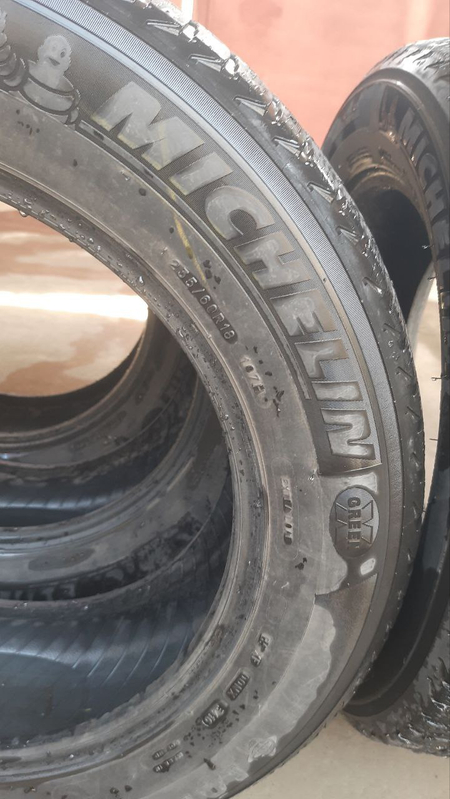 Шина Michelin 235/60 R18 4 таси шу нарх! Срочно сотилади