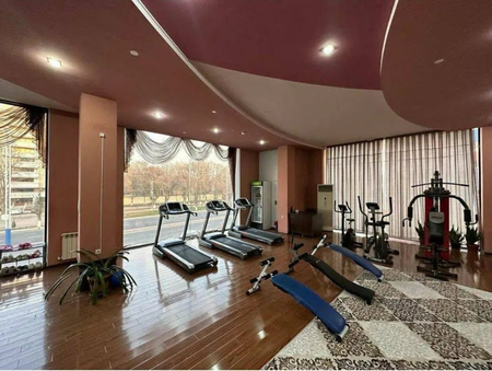 Продается здание Ор-р: Учтепинский хокимият 1650 м2