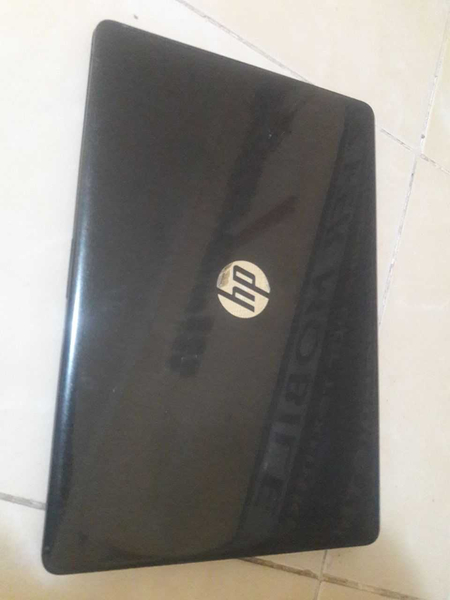 HP 15  Noutbuki sotiladi