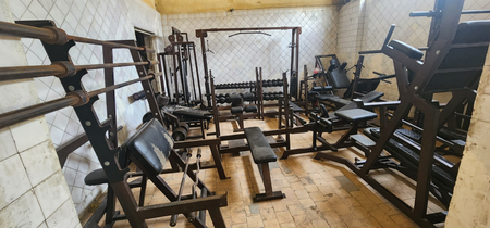 Sport zali uchun uskunalar