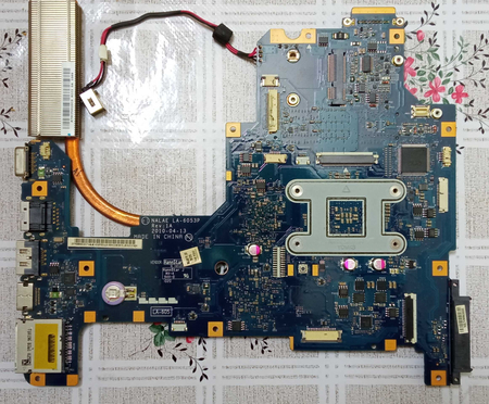 Материнская плата ноутбука Toshiba Satellite L675 на запчасти