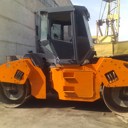 Каток HAMM HD 110