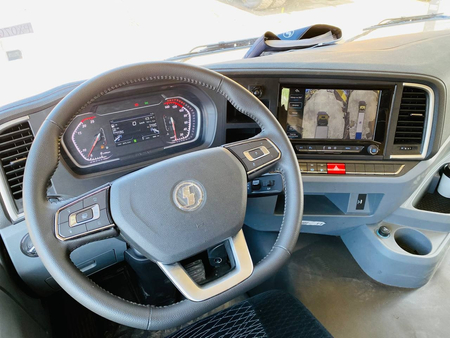 Тягач Sacman X5000 4x2