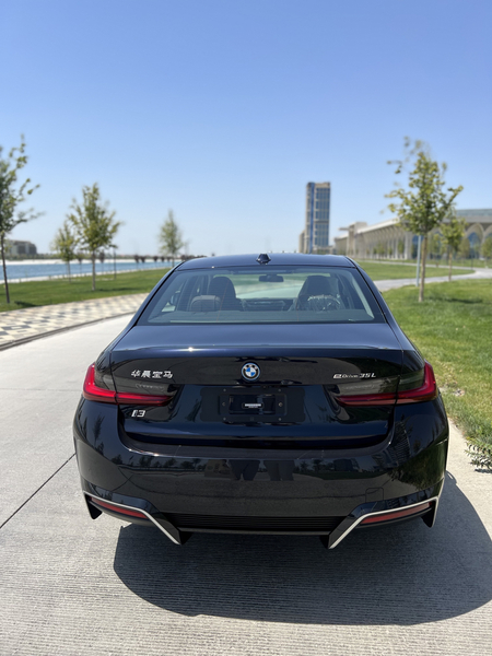 Абсолютно новый BMW i3 35L eDrive