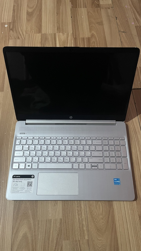 Noutbuk Hp Core i3  ideal