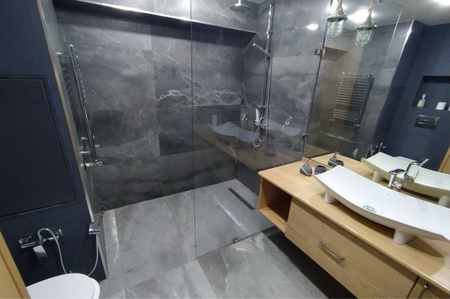 Продается 3х клмнатная квартира,Московская высотка,Дархан,46м2