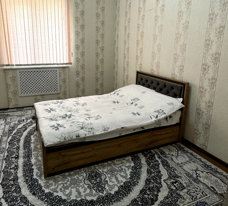 Arzon narxda 2 ta  yotoq divan sotiladi