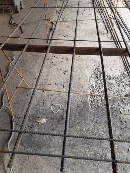 Beton plitalar sotiladi