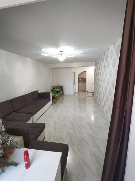 Бобура ПРОДАЮ 1/4/4 нотариальная 1